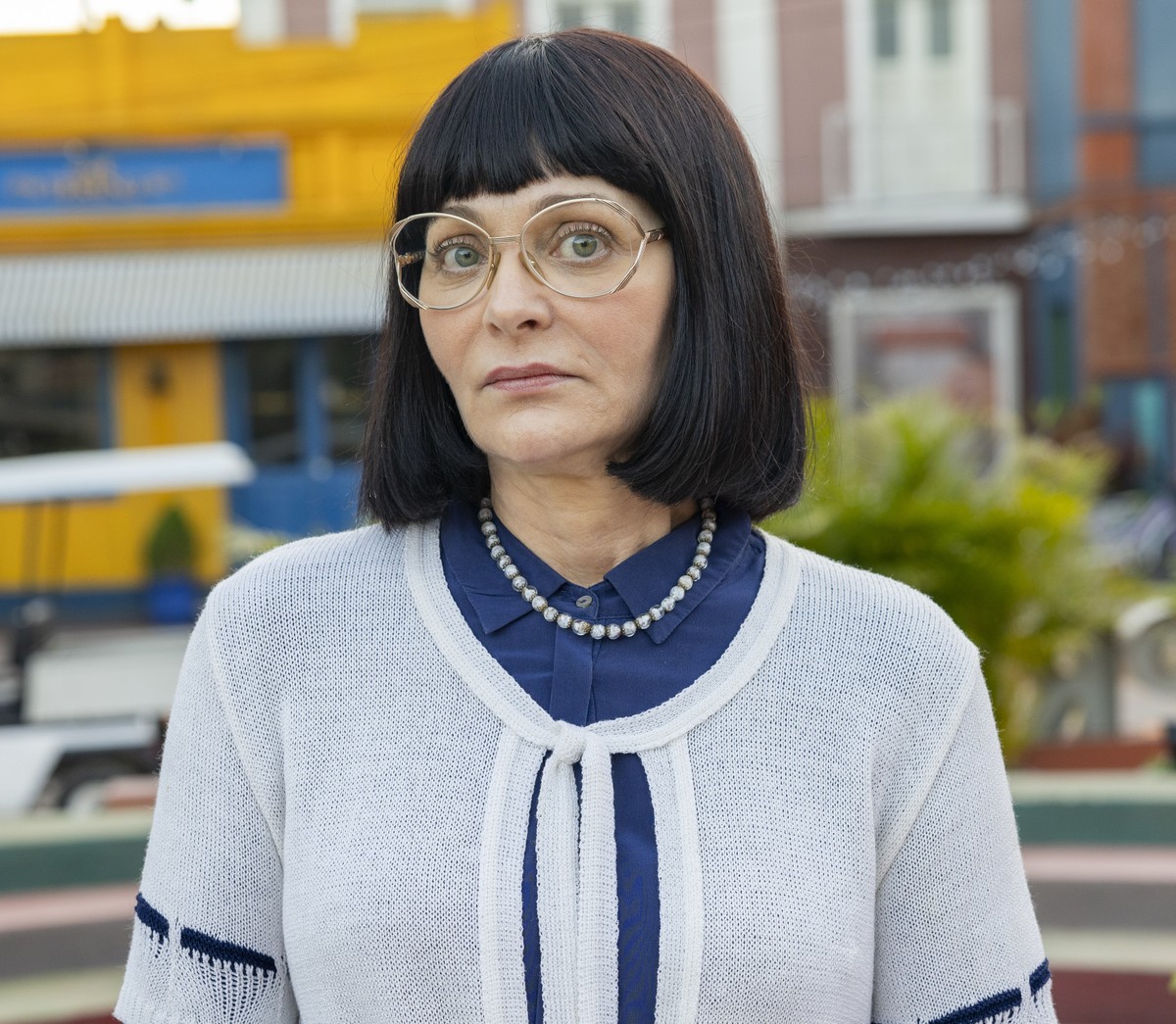 Confira a primeira imagem de Alexandra Richter como a nova dona do Bar ...