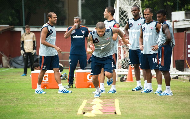 Edinho revela cobrança a Fred por ingressos para a final no Maracanã ...