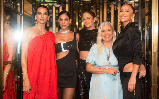 Sabrina Sato reúne amigas famosas em almoço de marca de cosméticos em ...