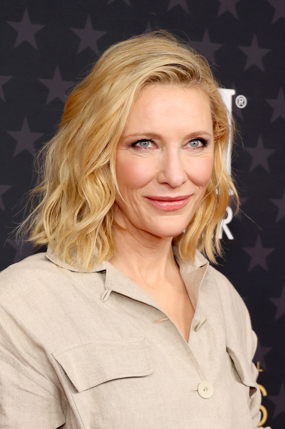 Critics Choice Awards 2023: Vogue elege as melhores belezas do tapete ...