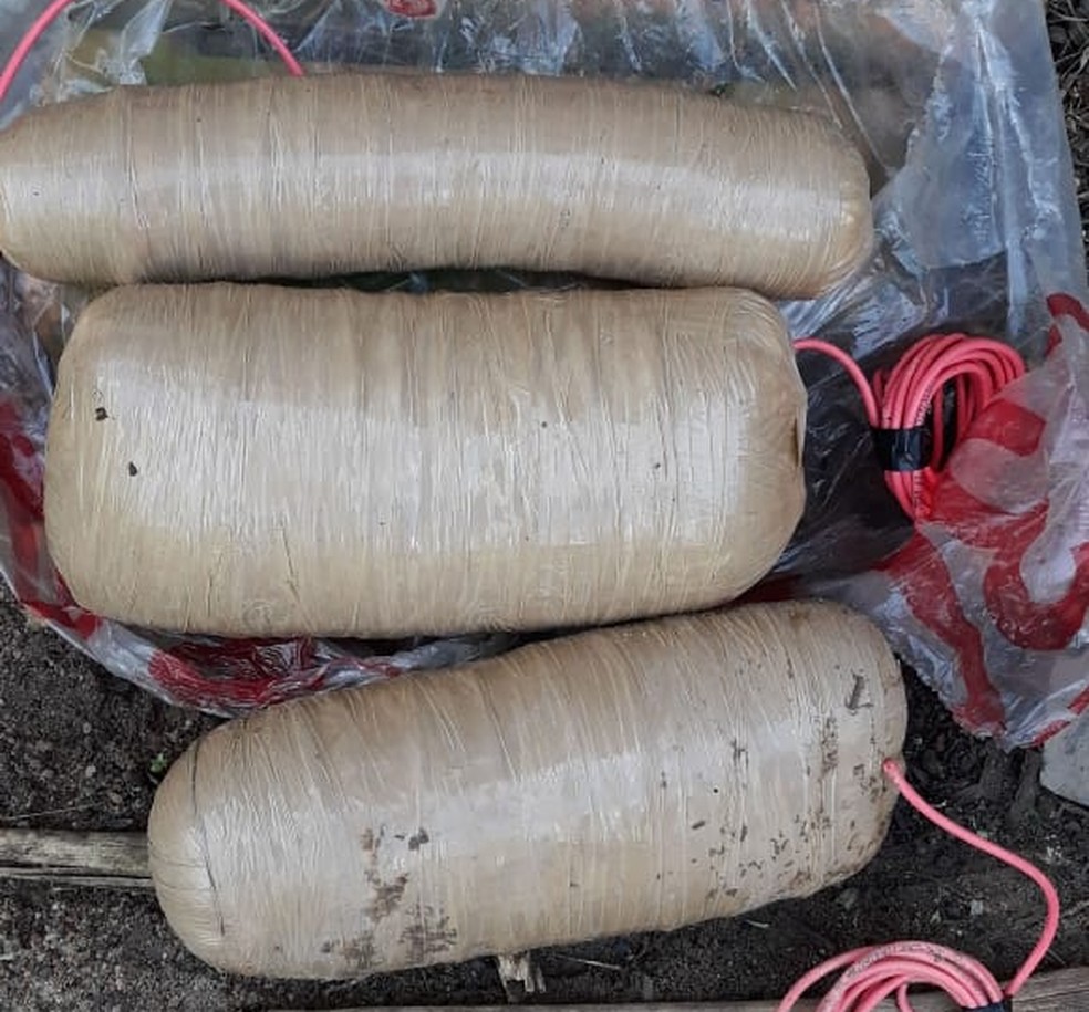 Policia encontra 10 kg de explosivos durante buscas por suspeitos de ...