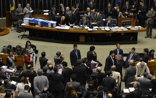 Lava Jato: lista de Janot com nome de políticos envolvidos sai esta ... Lava Jato: lista de Janot com nome de políticos envolvidos sai esta ...