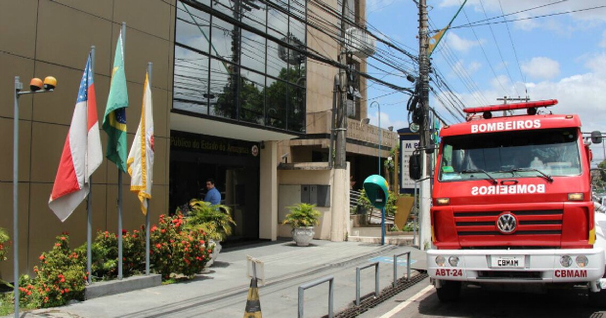 G1 - Princípio de incêndio atinge unidade do MPE-AM, em Manaus ...