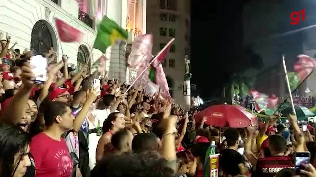 Eleitores De Lula Comemoram Vitória Pelo Rio Fotos Eleições 2022 No