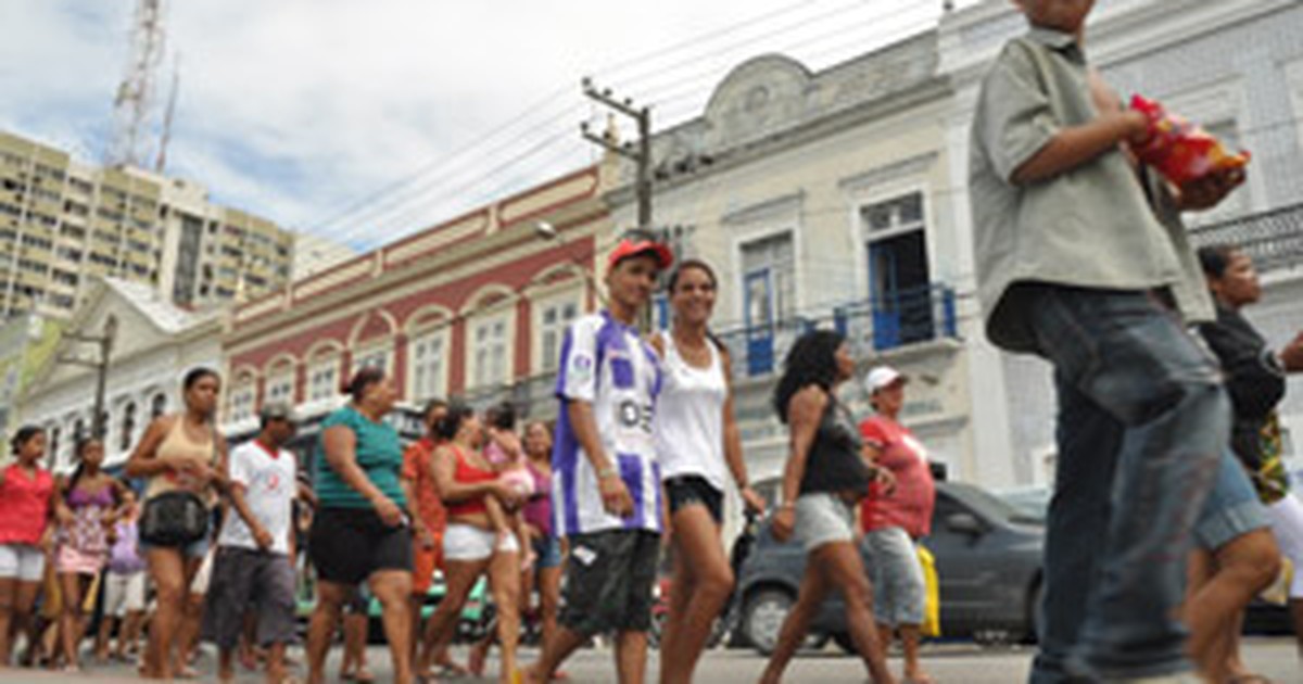 G1 - Integrantes de movimento sem-teto protestam no Recife - notícias ...