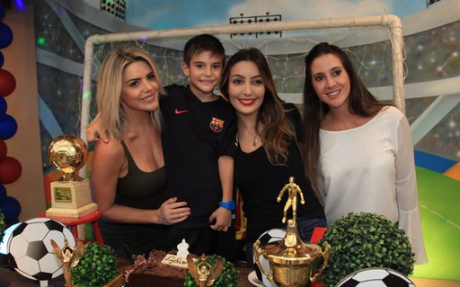 Mari Alexandre reúne filhas de Fábio Jr. no aniversário de Záion - Quem ...