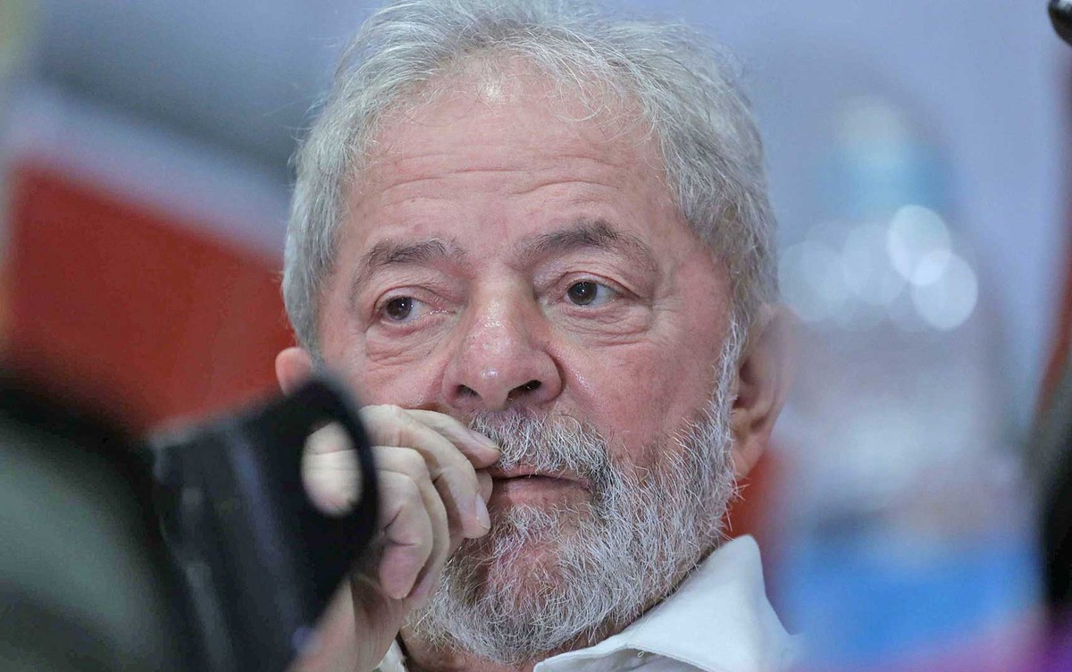 Luiz Inácio Lula da Silva é primeiro ex-presidente brasileiro preso por ...