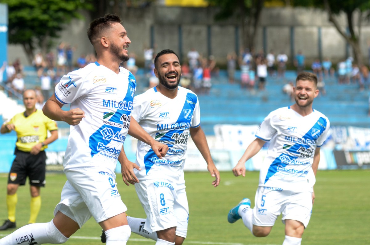 Taubaté volta a ocupar a liderança da Série A2 do Paulista após quatro ...