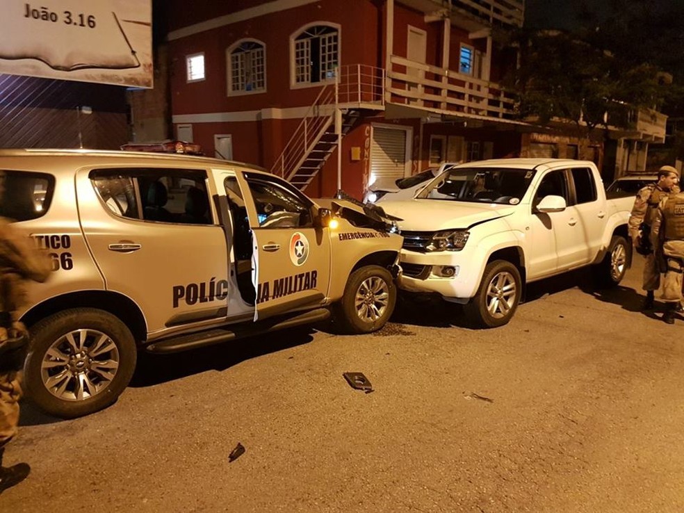 Suspeito é Morto Pela Pm Após Bater Com Carro Furtado Em Viatura Em