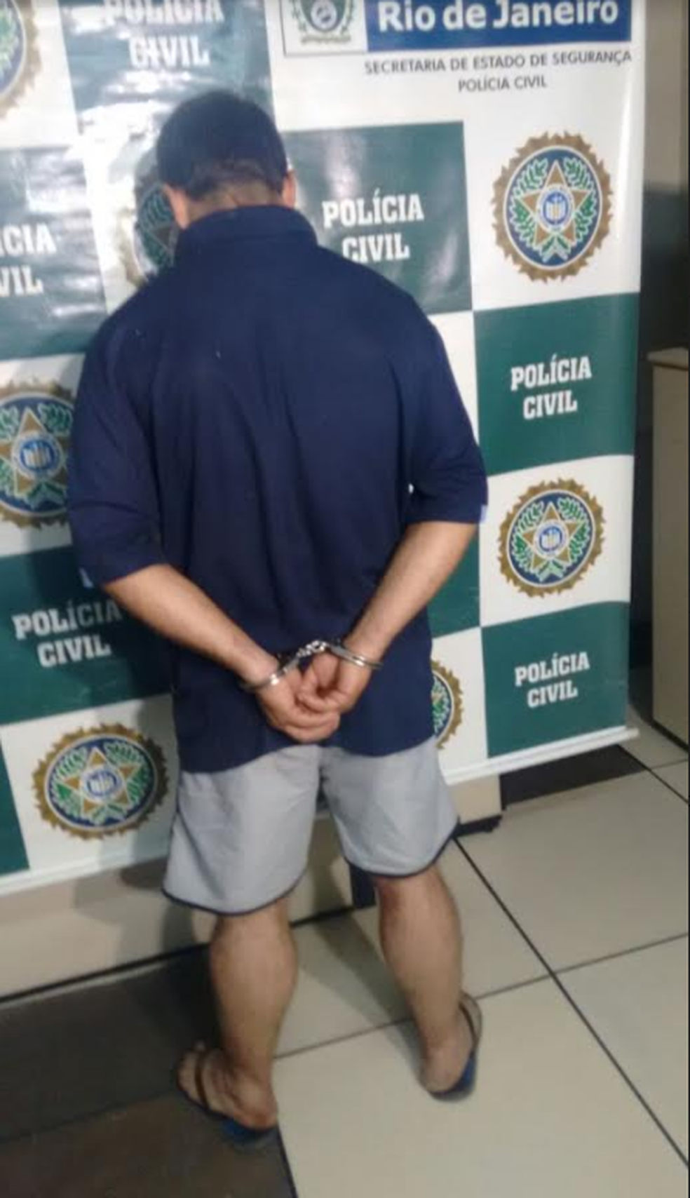 Polícia Civil Prende Suspeito De Ter Matado A Esposa Na Frente Da Filha