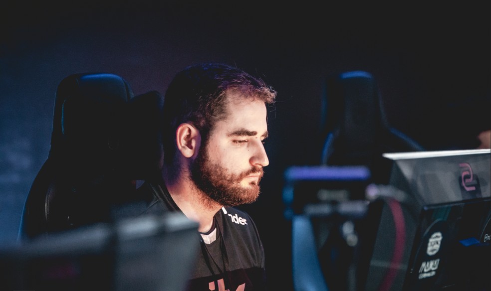 Rexpeita, FalleN Store e Seh Loiro: conheça lojas de players ...