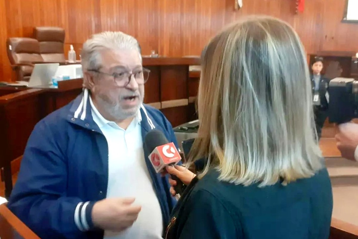 Câmara de Marília empossa Sérgio Nechar e vota projetos do Executivo em ...