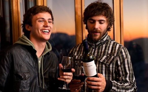 Miguel e Fernando Roncato dizem estar solteiros - Quem | Inverno QUEM