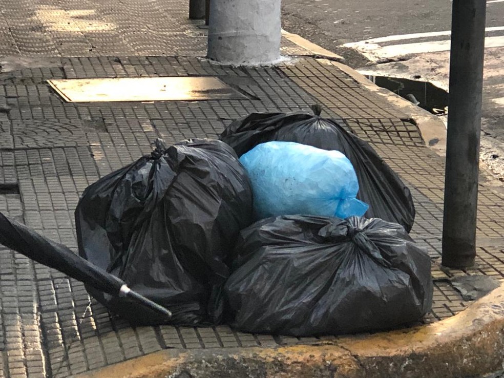 São Vicente fica sem coleta de lixo após término de contrato com a ...