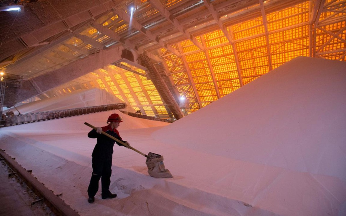 The difficult road to importing Russian fertilizer | Agribusiness ...