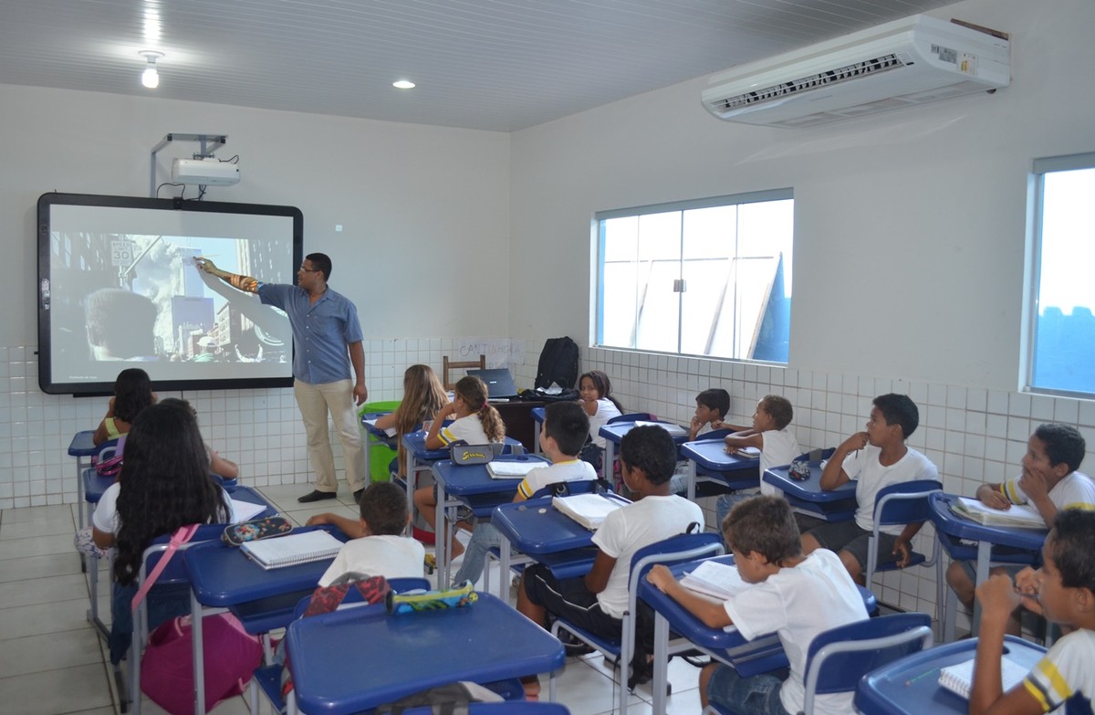 Prefeitura de Ji-Paraná convoca 25 professores aprovados em concurso ...