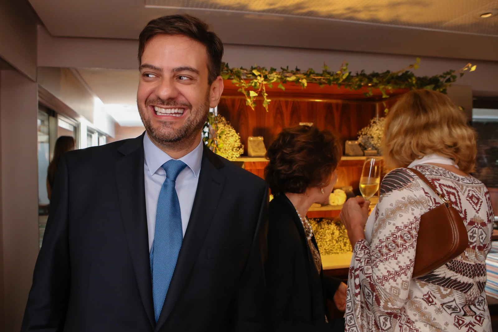 Amsterdam Sauer dá o start nas comemorações de seus 75 anos | Lifestyle ...