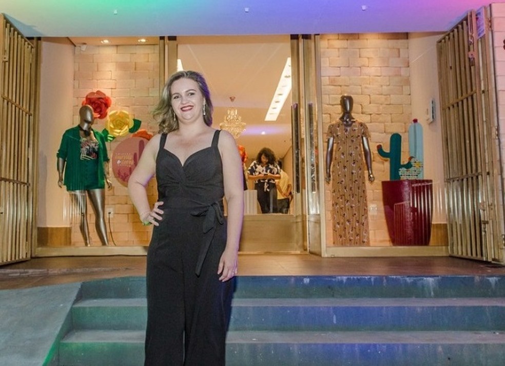 Por não encontrar roupas do tamanho que vestia, empresária abre loja em ...