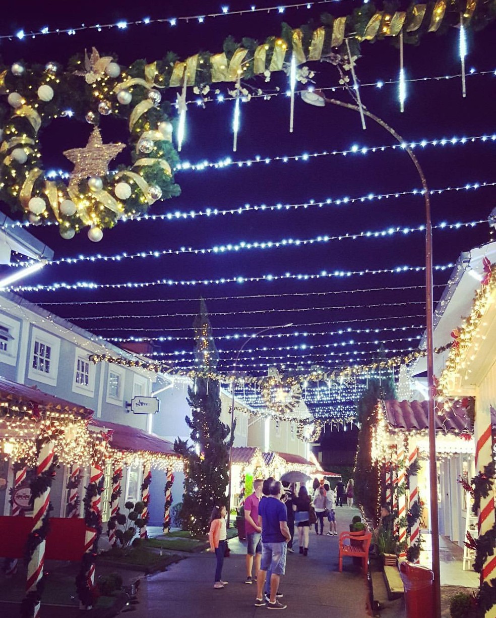 A magia do Natal em Penedo | Gelateria e Escola | G1