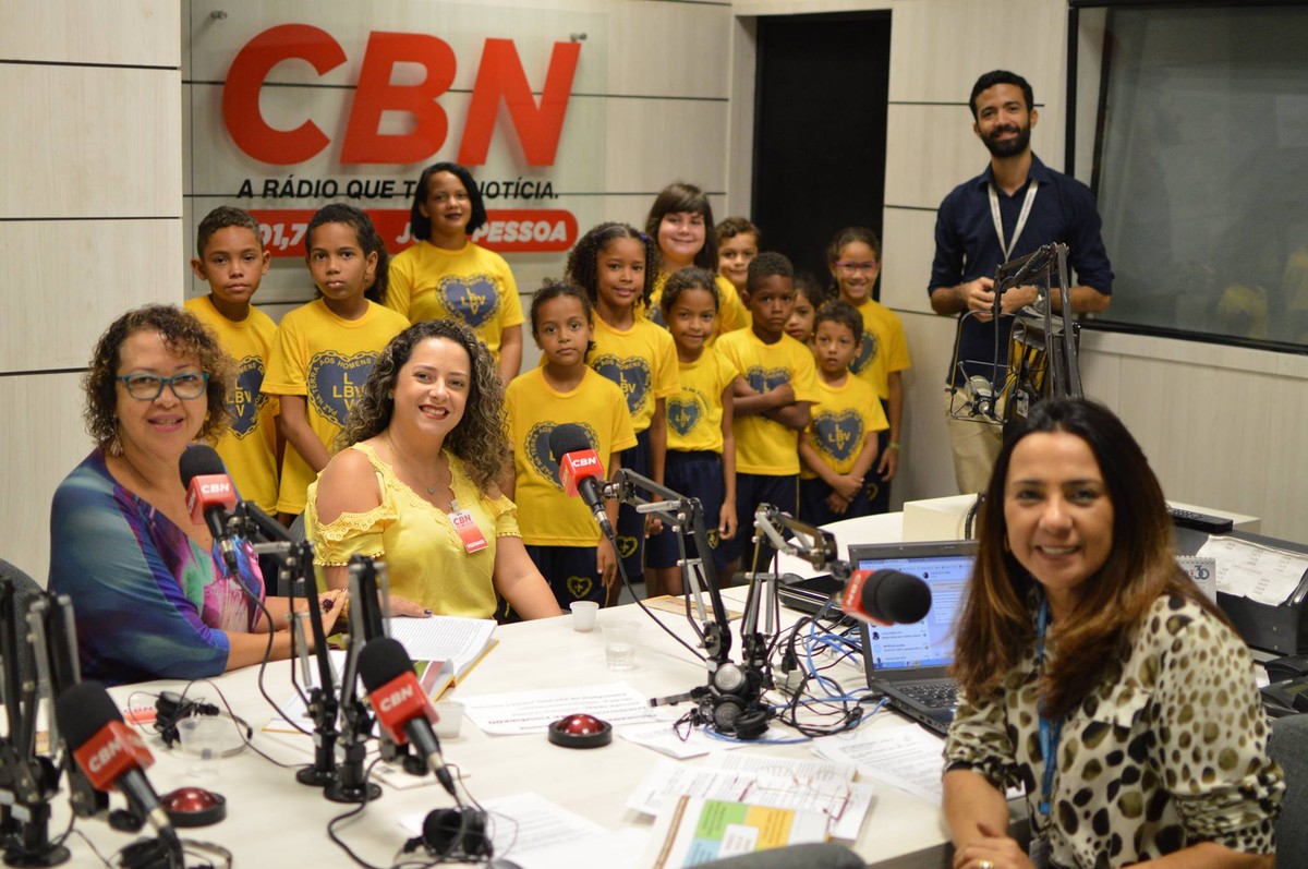 Crianças da LBV visitam TV Cabo Branco em homenagem ao Dia do Repórter ...