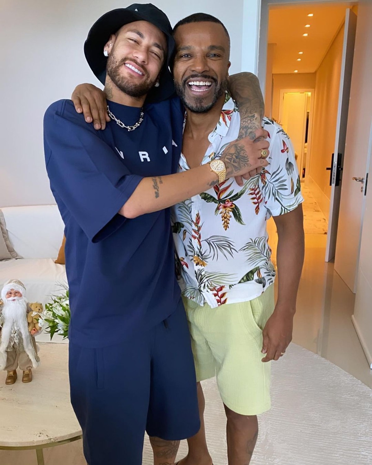 Alexandre Pires encontra com Neymar e rasga elogios com textão: "nosso ...