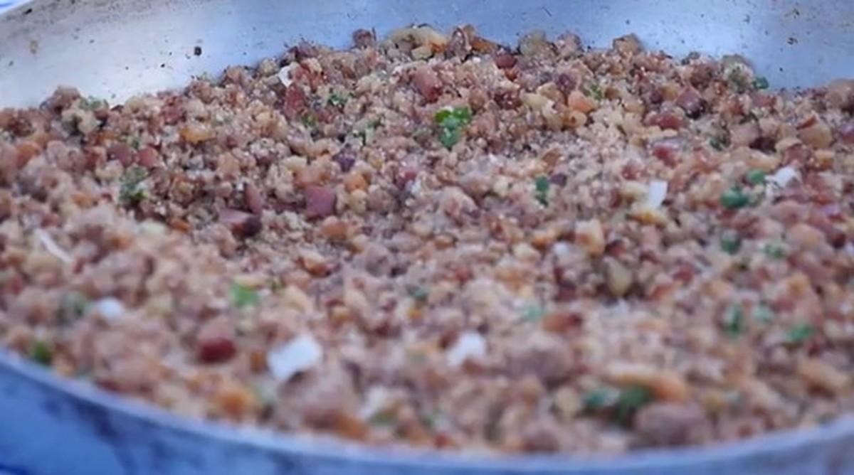 Aprenda a fazer paçoca de pinhão | Plug | Receitas