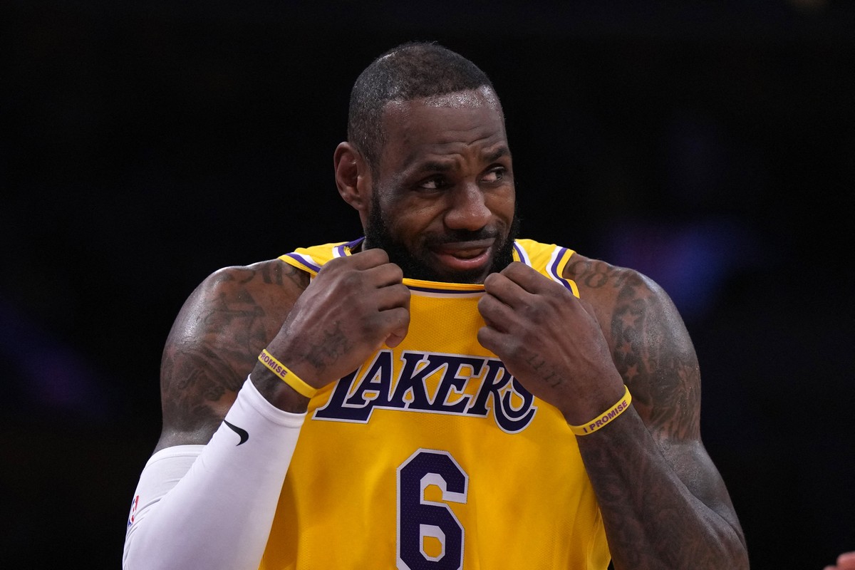 Em noite mágica de LeBron James, Lakers vencem o Houston Rockets | nba | ge