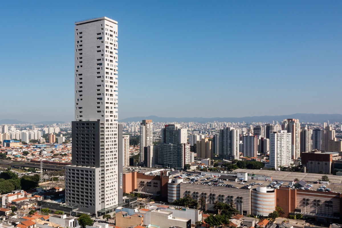 Qual é o prédio mais alto de São Paulo e o que tem nele? | Arquitetura ...
