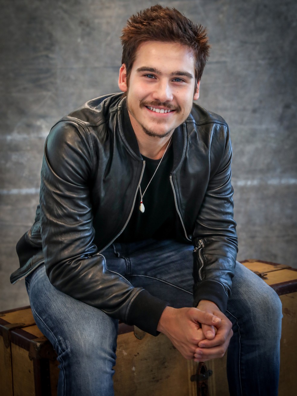 Nicolas Prattes está morando sozinho e conta experiência: 'Começo a ter ...