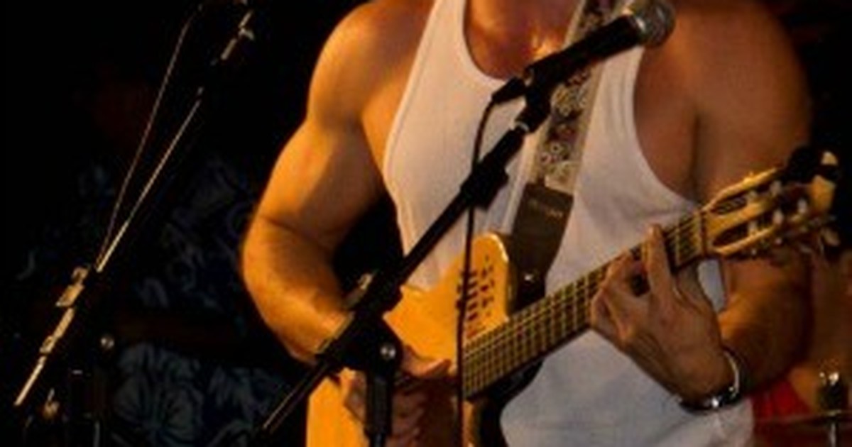 G1 - Nicolas Júnior lança novo disco em show gratuito no Teatro ...