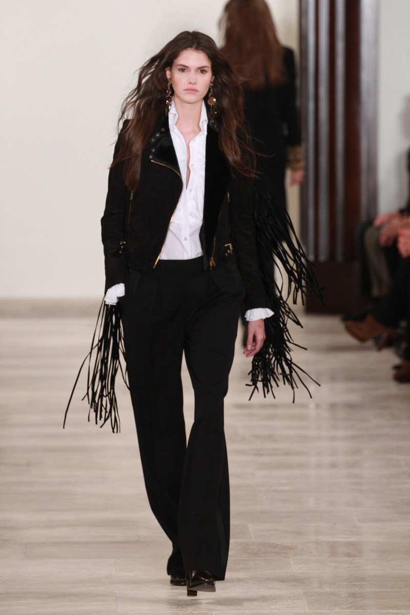 Ralph Lauren divide seu inverno entre roupas casuais e de festa ...