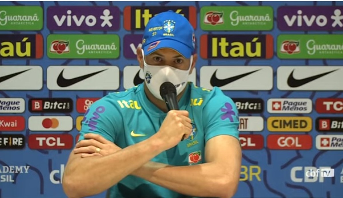 Weverton festeja nova chance como titular da Seleção e quer esquecer ...