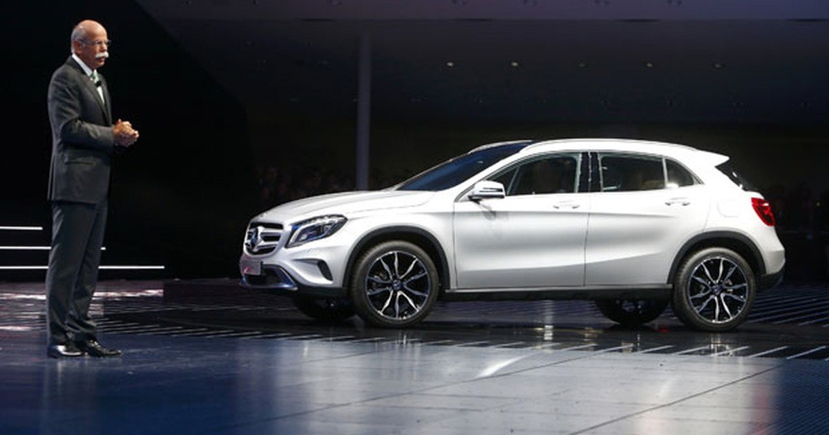 Auto Esporte - Mercedes-Benz lança oficialmente o crossover GLA