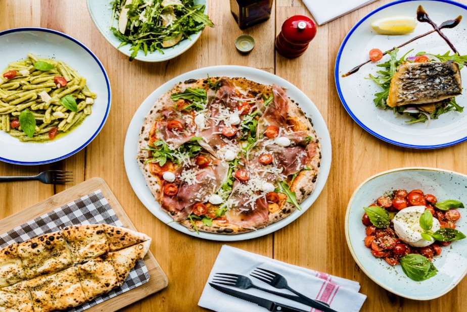 Conheça o jeito mais fácil de pedir comida em casa | #Entrega de Mestre ...