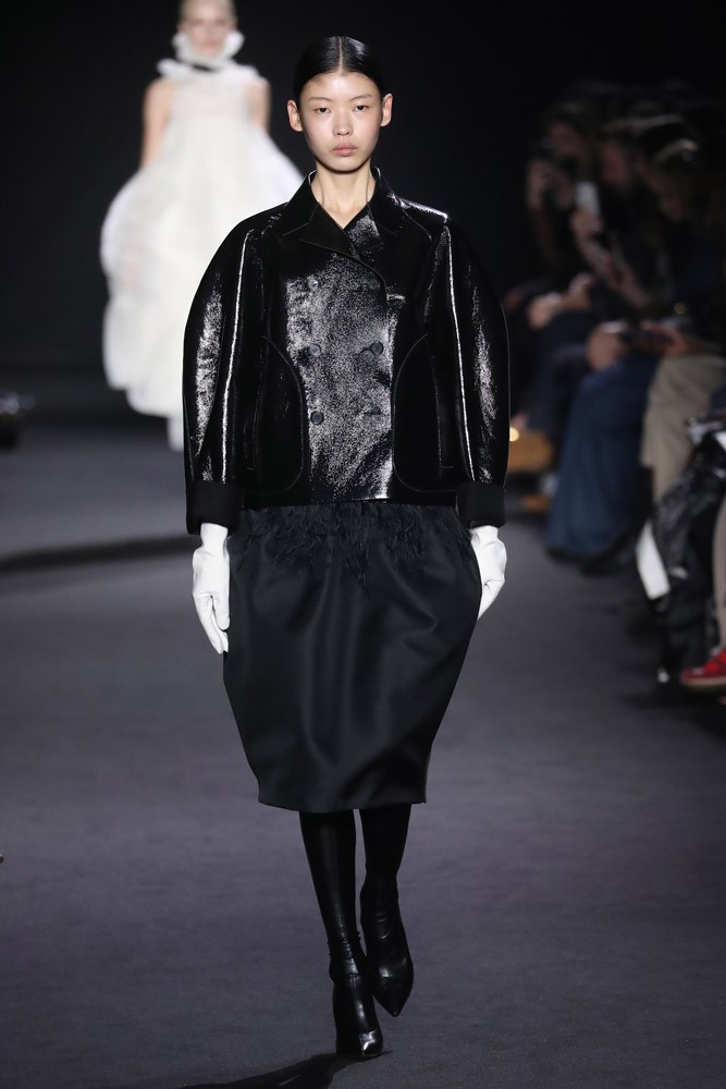 Rochas | Inverno 2019 | Paris | Desfiles | Vogue