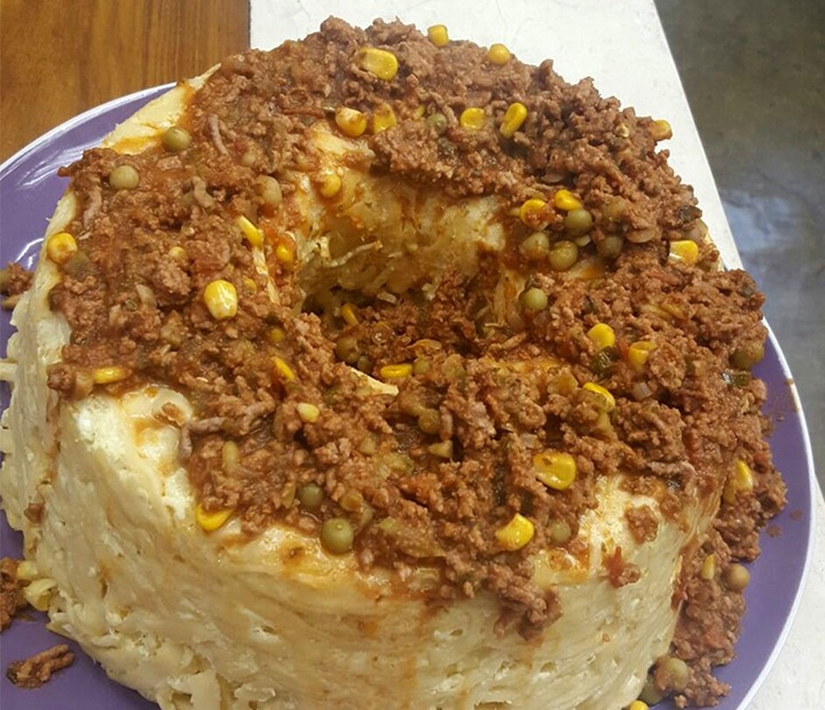 Bolo de Macarrão | É de Casa | Receitas