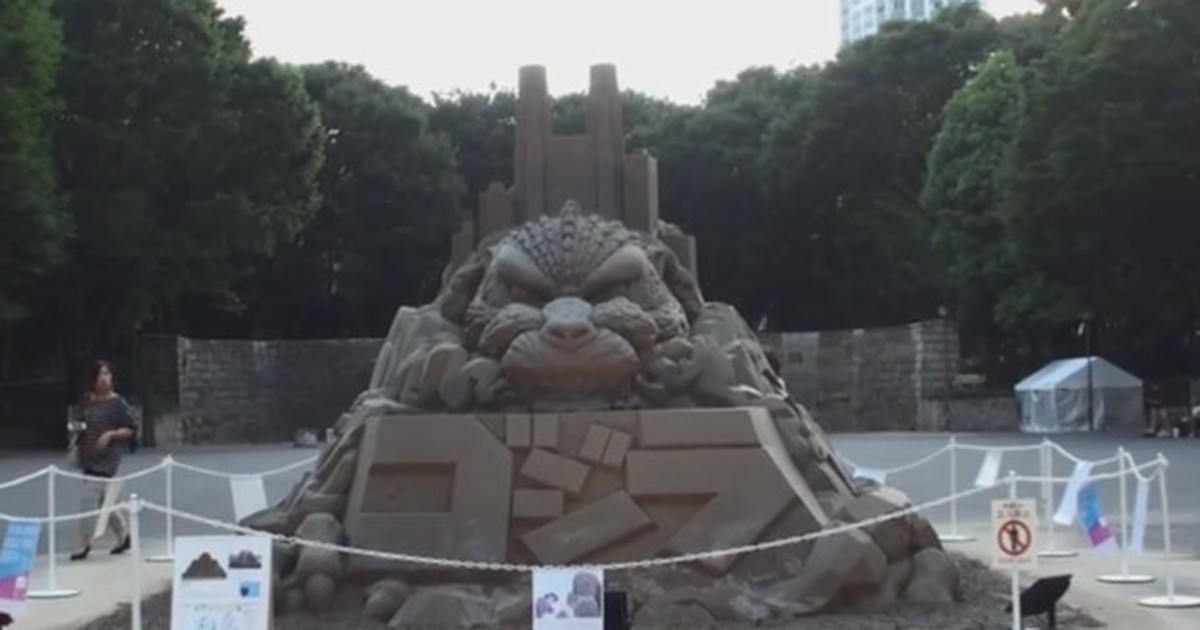 G1 - Godzilla gigante de areia 'invade' parque de Tóquio - notícias em ...