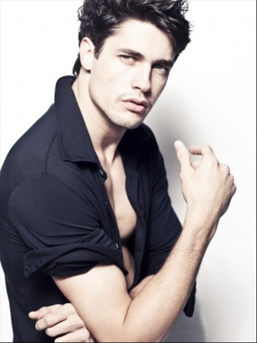 Christopher Leone's Instagram, Twitter & Facebook on IDCrawl