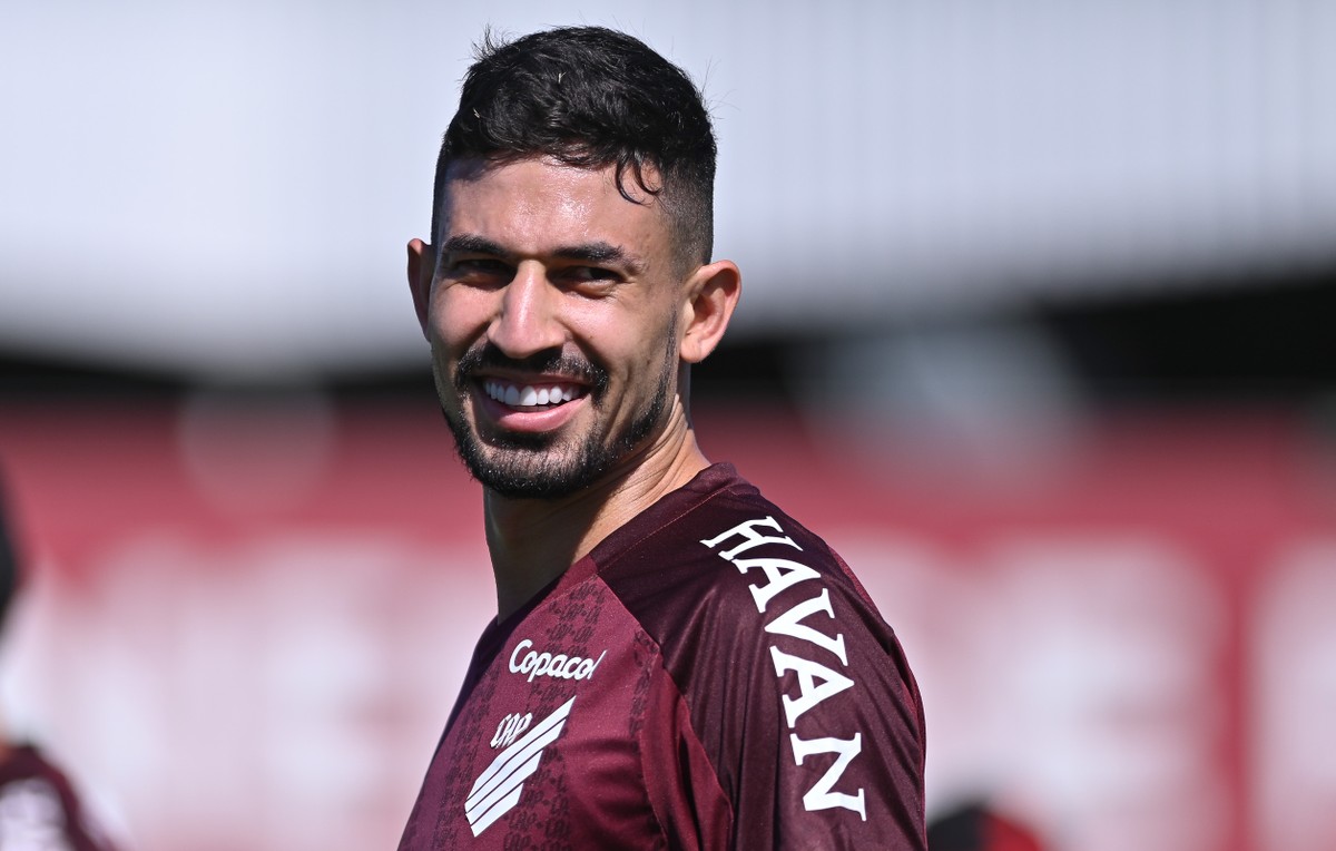 Vasco demonstra interesse em Pedro Henrique e aguarda definição do ...