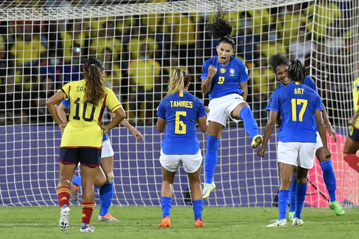 Debinha inicia ano da Copa do Mundo em alta: "Me vejo no melhor momento ...