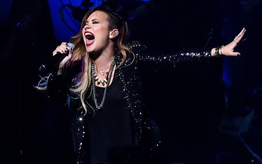 Demi Lovato leva fãs ao delírio com show de nova turnê em São Paulo ...