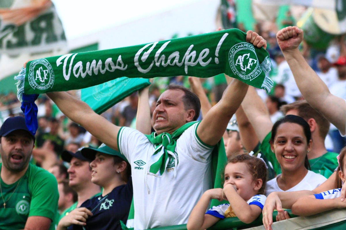 Chapecoense divulga carta após rebaixamento: "Mais importante do que a ...