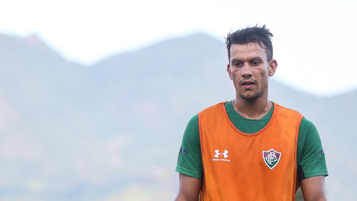 Entenda por que Henrique ainda não foi anunciado oficialmente pelo ...