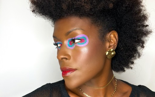 Glitter e delineado colorido estão entre as tendências de make para ...