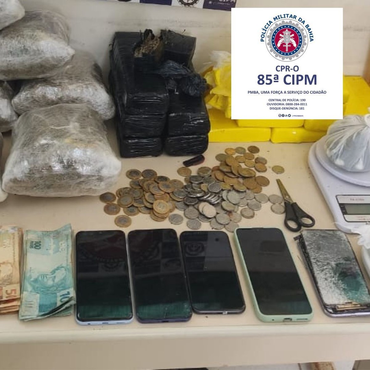 Trio é Preso Por Suspeita De Tráfico De Drogas No Oeste Da Bahia Ação