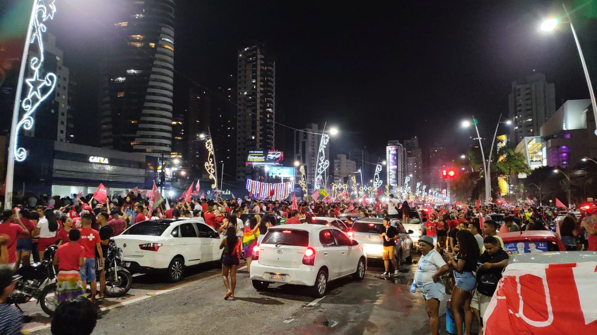 Eleitores Comemoram Vitória De Lula Em Avenida Nobre De Belém Pará G1
