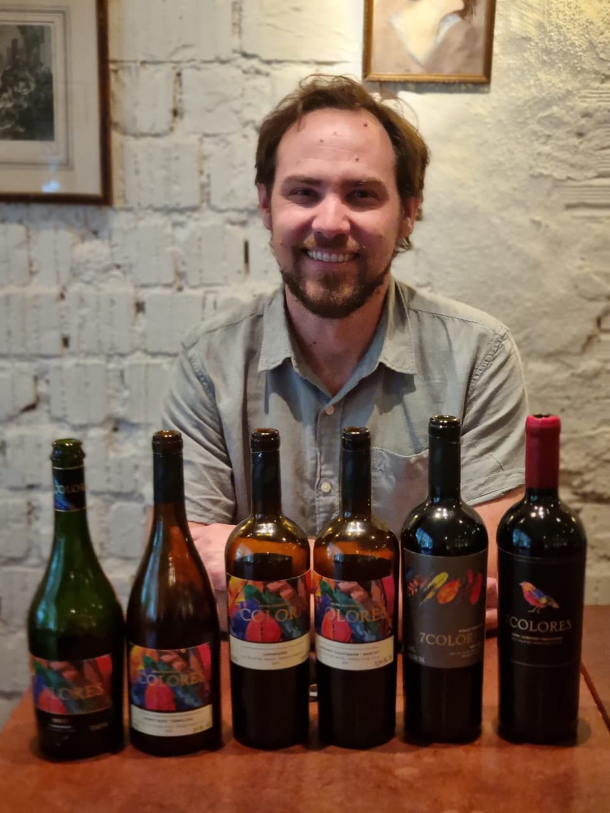 Blends inovadores marcam a trajetória da jovem vinícola chilena 7 Colores