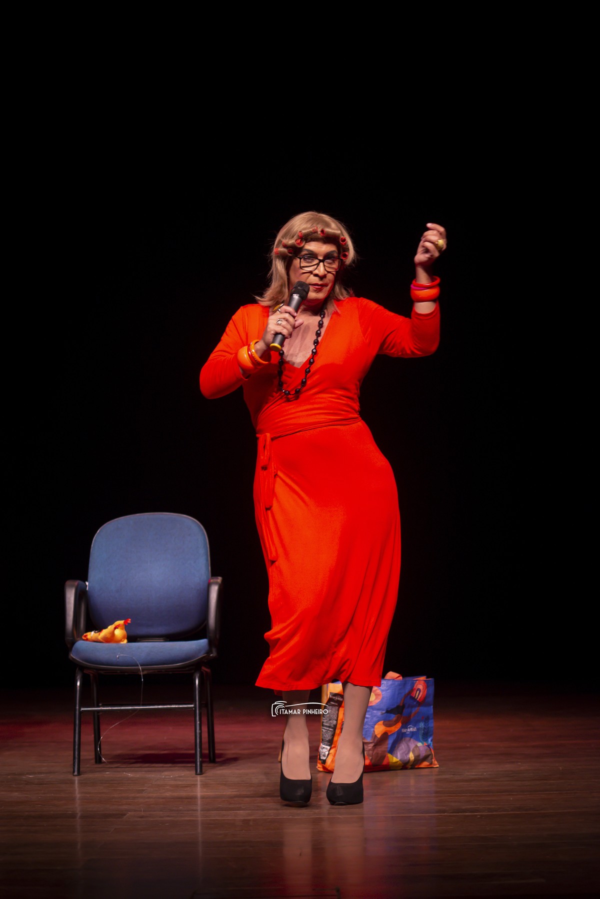 ‘Quem É Você Na Fila do Pão?’ faz temporada de verão no Teatro Sesi Rio ...