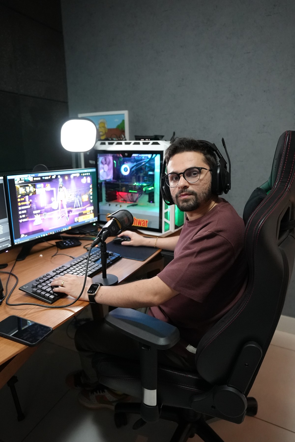 De gerente a gamer: catarinense aposta no sonho e chega à elite do Free ...