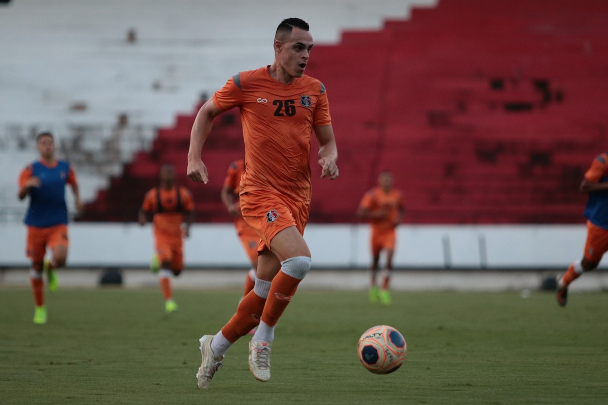 Victor Rangel é liberado pelo Santa para acompanhar cirurgia do filho ...